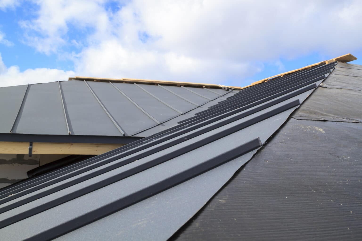 Batten Seam Vs. Standing Seam Metal Roof Systems - One Oak Exteriors